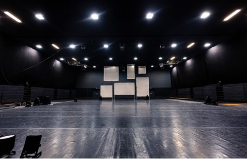 Pressekit DDC Factory Produktionsstätte - DDC ENTERTAINMENT GROUP